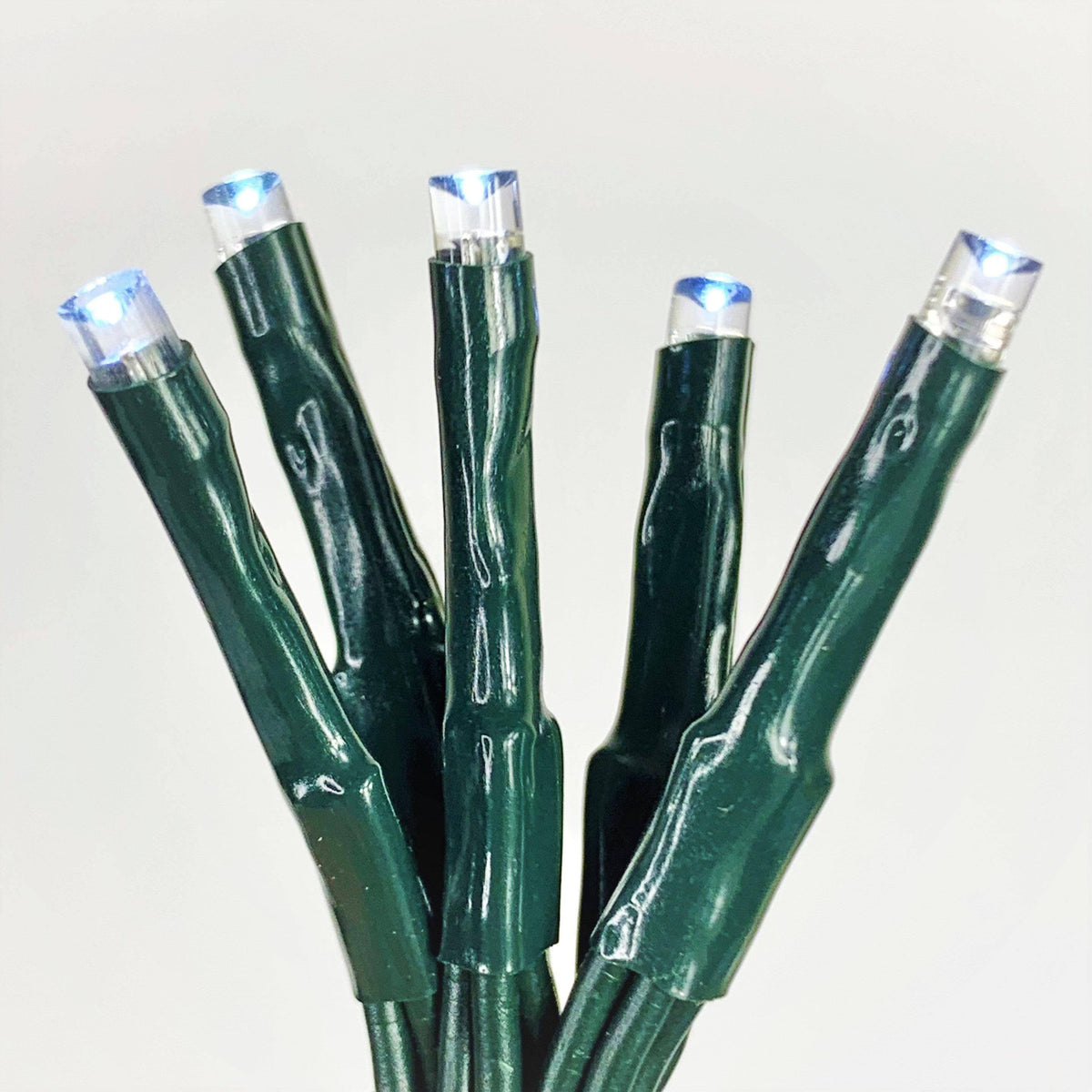 Cluster Twinkle LED 500 ct. String Lights Cool White