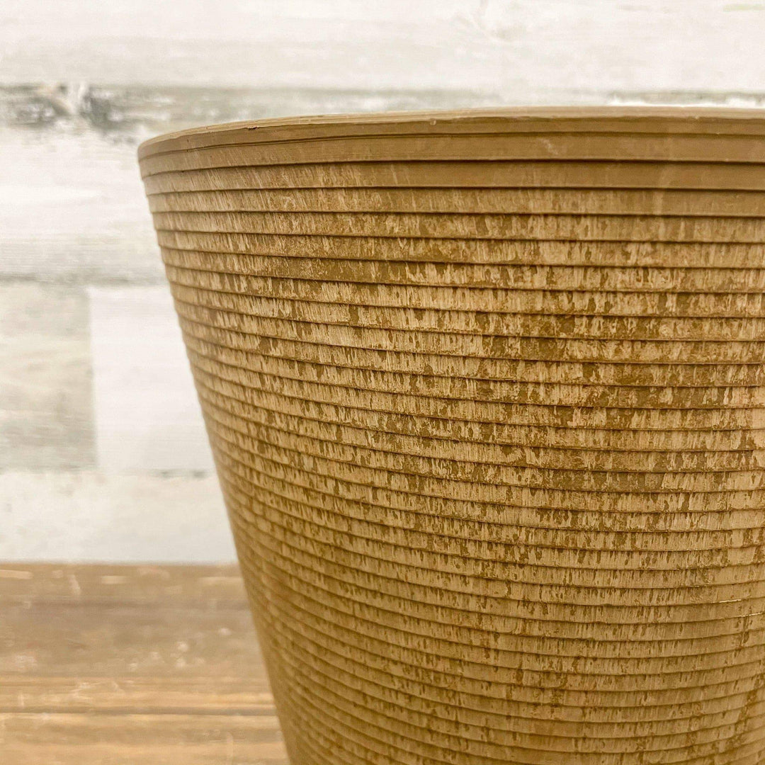 Neutral Planters