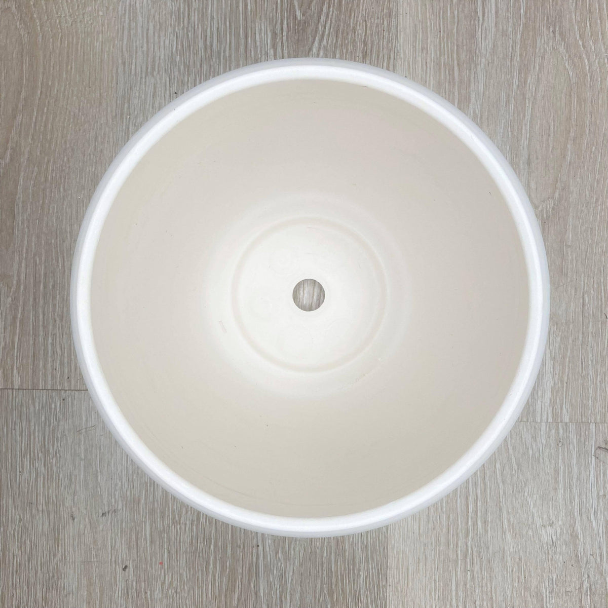 Luna Sphere Clay - White - 8-inch Pot